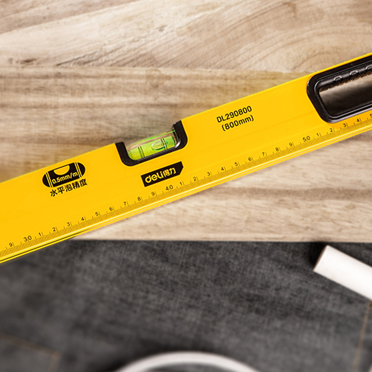 Deli Tools (DL290800) 80cm Aluminum Spirit Level– Asters Maldives